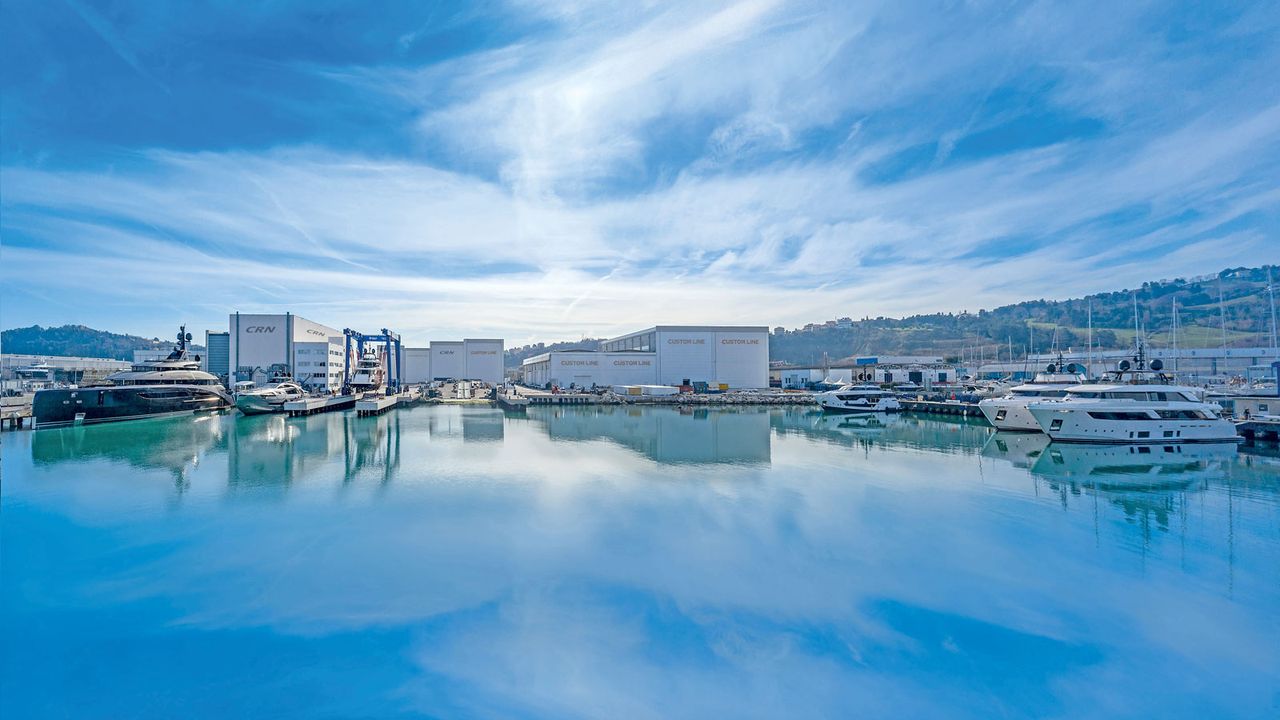 How to Prepare For a Yacht Refit